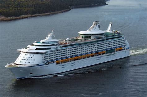EXPLORER OF THE SEAS Current Position DUAL TRACKING Ship Cruises