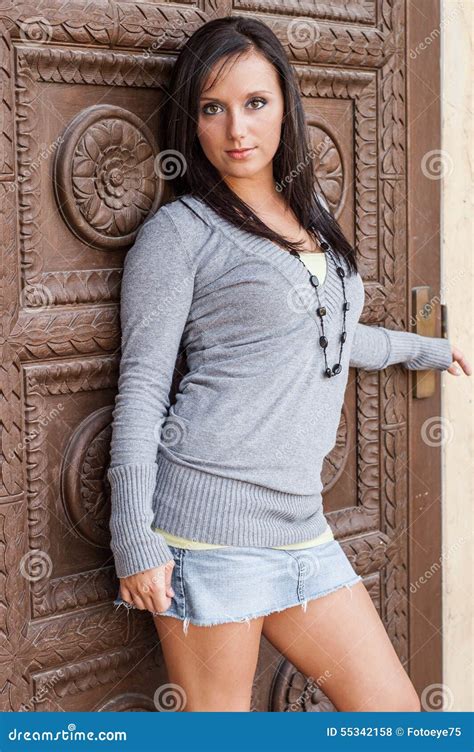 Sexy Mädchen Mit Braunem Haarmode Modell Stockfoto Bild Von Alter Recht 55342158