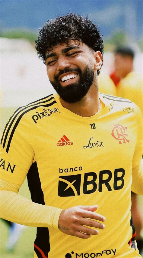 Pin de Analu em Gabriel Barbosa Flamengo e atlético Clube de regatas