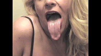 Videos de Sexo Mujeres chupando lengua Películas Porno Cine Porno