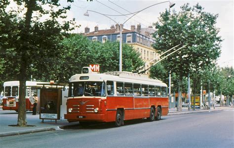 Photographes en Rhône Alpes Trolleybus ligne 13 18 place de la