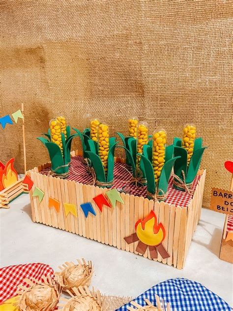 Festa Junina Como comemorar o São João em casa em 2023 Festa junina