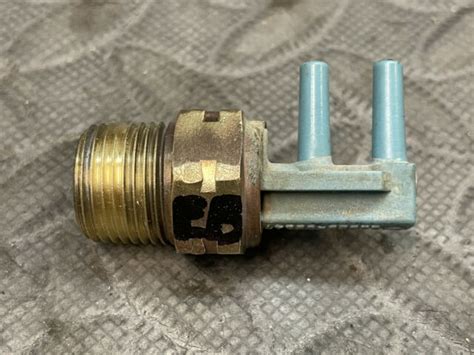Toyota Truck 4runner BVSV Bi Metal Vacuum Switching Valve 90925 05047