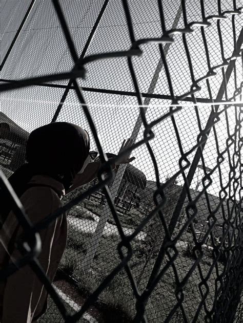 Fırat Kaya adlı kullanıcının Hızlı Kaydetmeler panosundaki Pin Siyahi