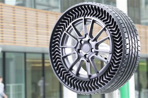 Pneu sem ar criado pela Michelin Automóveis Online A Sua Revista de