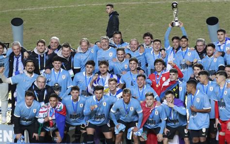 Alcanzan la gloria Uruguay vence a Italia y se corona campeón del