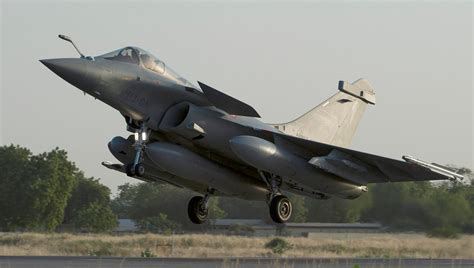 Le Rafale Se Fait Souffler Un Contrat De Cinq Milliards De Dollars Avec