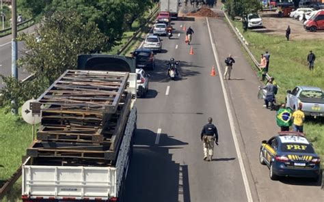 Confira As Rodovias Que Seguem Bloqueadas Por Manifestantes No RS