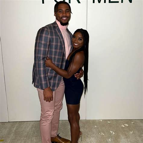 Easiest Yes Simone Biles Is Engaged To Boyfriend Jonathan Owens