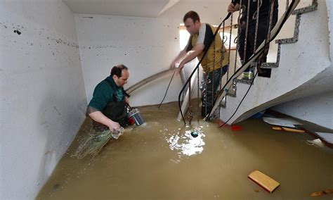 Hochwasser Das große Aufräumen beginnt Abendzeitung München