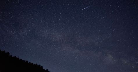 The Leonid Meteor Shower Peaks This Weekend Here S How To Photograph