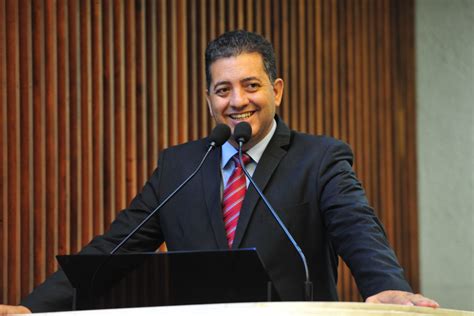 Projeto de coautoria do deputado Cobra Repórter concede título à