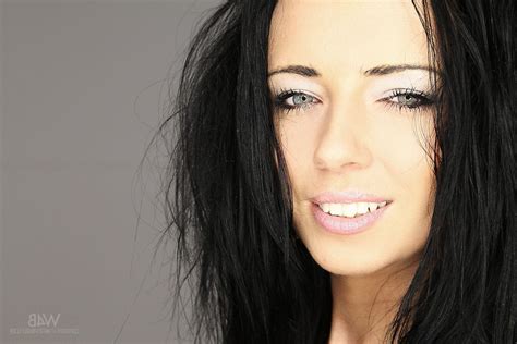 Pictures Of Gina Devine