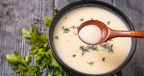 Receita de sopa de couve flor light Fácil e saudável MundoBoaForma