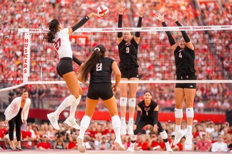 Look World Record Fans Watch Nebraska Volleyball Match At