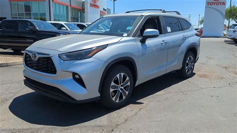 Toyota Highlander Phoenix Glendale Peoria Sun City Surprise