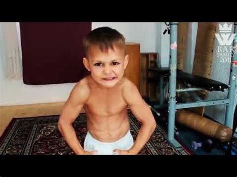 LES ENFANT LES PLUS MUSCLER AU MONDE TIBO INSHAPE YouTube
