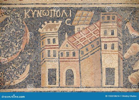 Mosaico Romano Antiguo Del Piso En El Santo Stevens Church En Un Sitio