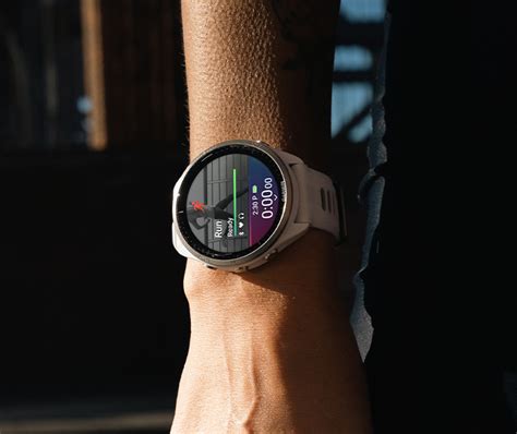Garmin Forerunner 965 ganha mais de uma dúzia de aperfeiçoamentos a