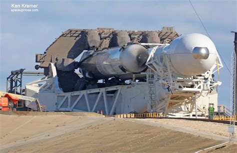 Hangar Spacex Falcon High Resolution
