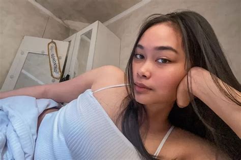 Profil Instagram Wikipedia Dan Biodata Sarah Tumiwa Topikindo