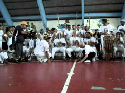 MESTRE PINATTI E PROFESSOR LABLAK 3º Festival de Capoeira de Tatuí