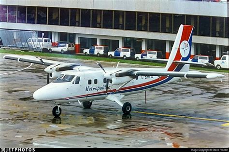 G BHFD De Havilland Canada DHC 6 300 Twin Otter Metropolitan