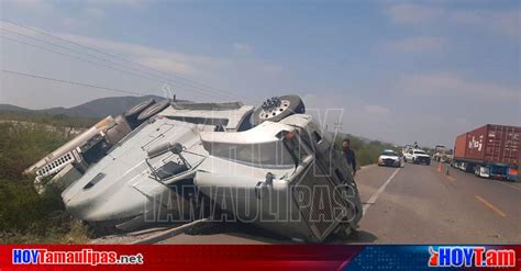 Hoy Tamaulipas Volcadura En Tamaulipas Vuelca Trailer En La Carretera