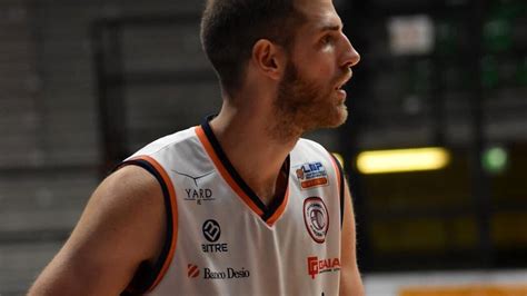 Serie B La Rimadesio Chiude L Anno Nel Derby Interno Contro La Brianza