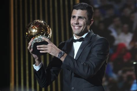 Desvelan las votaciones del Balón de Oro Rodri ganó a Vinícius por 41