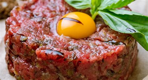 Carne tártara Aprende a preparar este delicioso y tradicional platillo