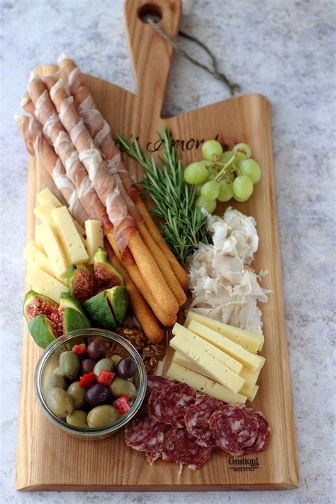 Come Realizzare Un Tagliere Di Salumi E Formaggi Ricette Cibo Da Pub