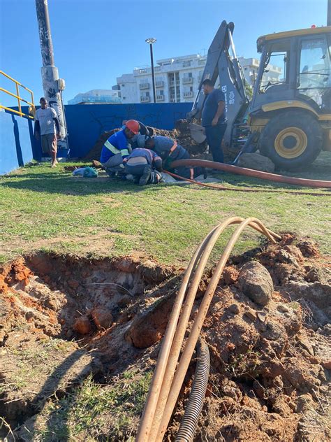 Prefeitura De Cabo Frio Realiza Reparos E Limpeza Geral Na Pista De
