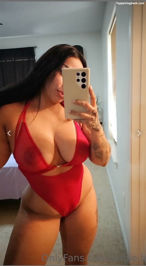 Angie B Angie B Nude OnlyFans Leaks Fappening FappeningBook