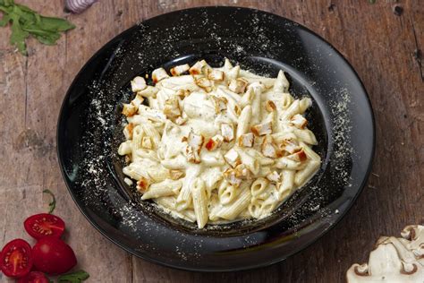Quattro Formagio Di Polo Pasta Castello Bianco Dostava Hrane Beograd