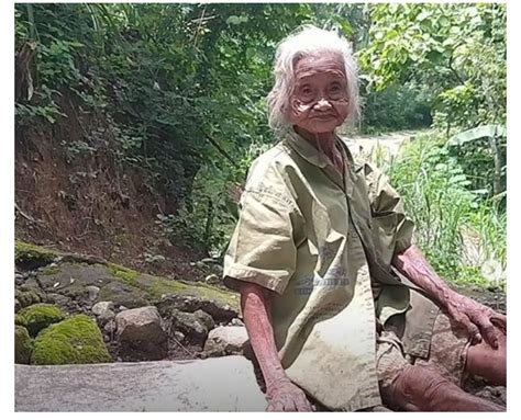 Kisah Pilu Nenek Tua Tinggal Sebatang Kara Cuma Bisa Makan Sisa Tiwul