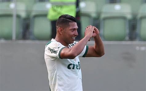 ATUAÇÕES Rony brilha e comanda goleada do Palmeiras diante do América