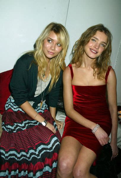 2004 Naked Heart Foundation Mary Kate Ashley Olsen Photo