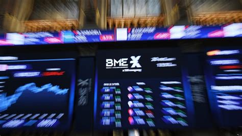 BOLSA ESPAÑOLA El Ibex 35 supera los 10 700 puntos y se impulsa a