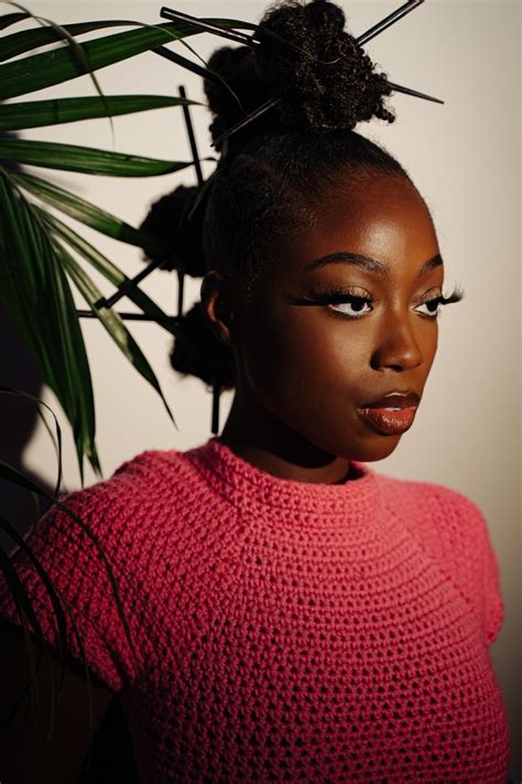 R Lomac Ebony Herstory Ig