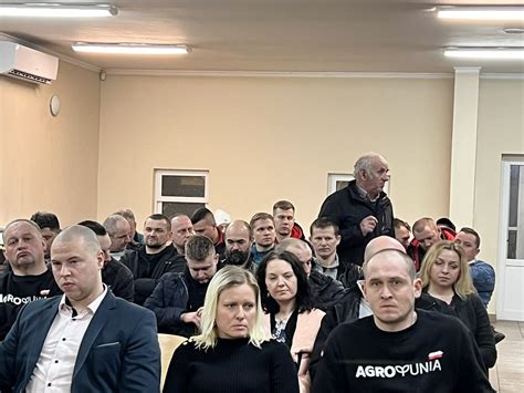 Michał Kołodziejczak on Twitter Przyszedł czas na zmianę dziś nie