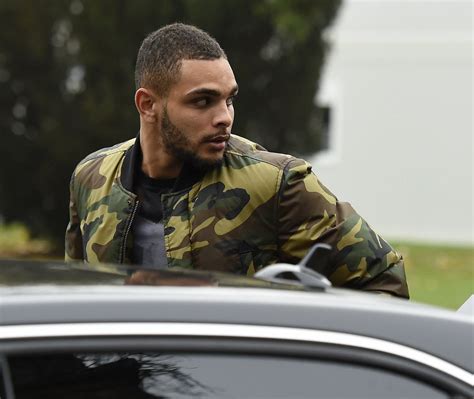 Limage Il Ny A Que Les Imb Ciles Qui Ne Changent Pas Davis