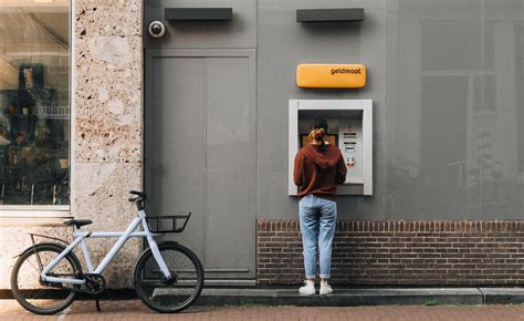 Contant Geld Pinnen Kost Vanaf Nu Ook Geld Dit Zijn De Kosten Per Opname