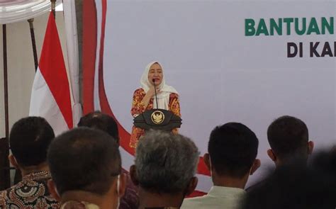Totalitas 31 Peserta Pawai Representasikan Seni Budaya Khas Bojonegoro