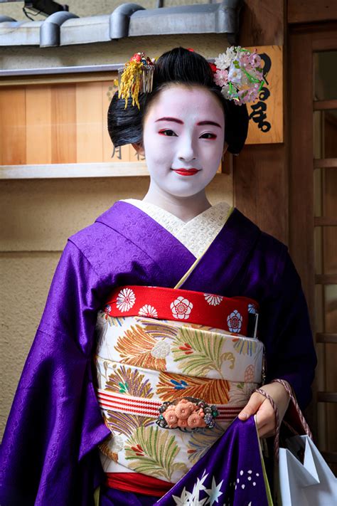 初寄りの帰り道祇園甲部つる居多麻のみなさん 花景色K W C PhotoBlog