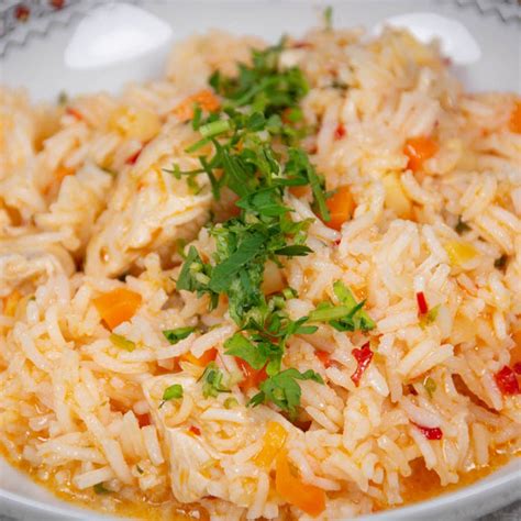 Pilaf De Orez Cu Carne De Pui Yora