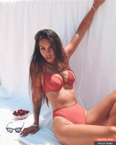 Neomi Attal Aka Neomiattal Aka U92775866 Nude Leaks OnlyFans Faponic