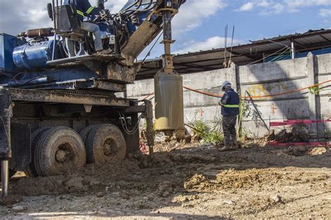 Cómo se perforan los pozos profundos