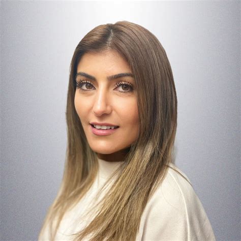 Gülnur Ünalan Kassiererin Rewe XING