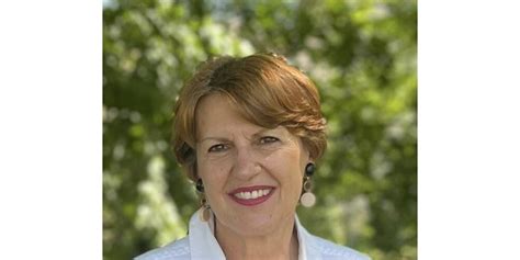 Fin de vie Annie Genevard LR est contre Des digues ont sauté en